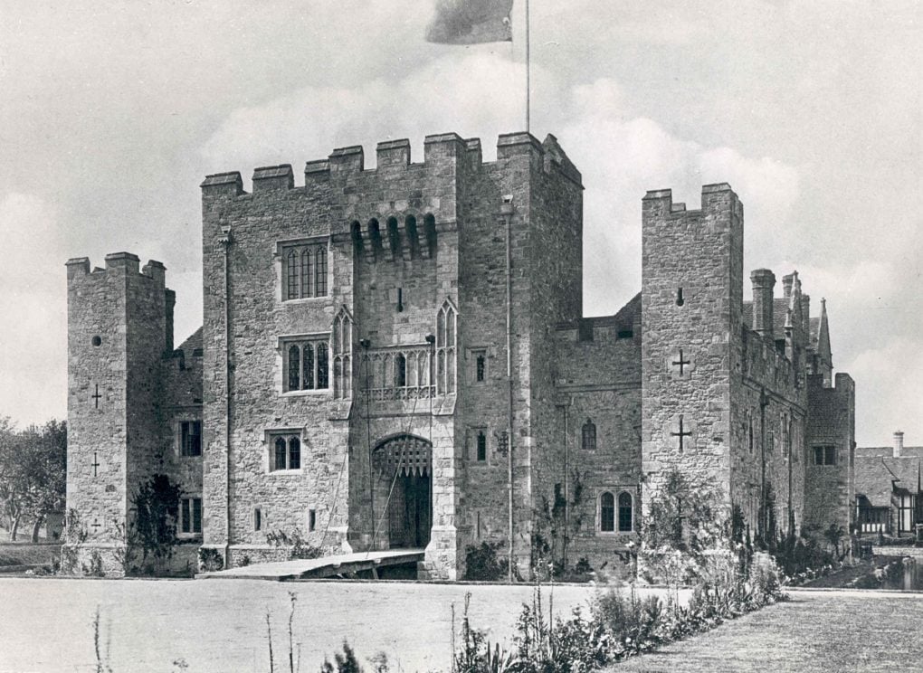 Hever Castle Garden Guide Book - Hever Castle