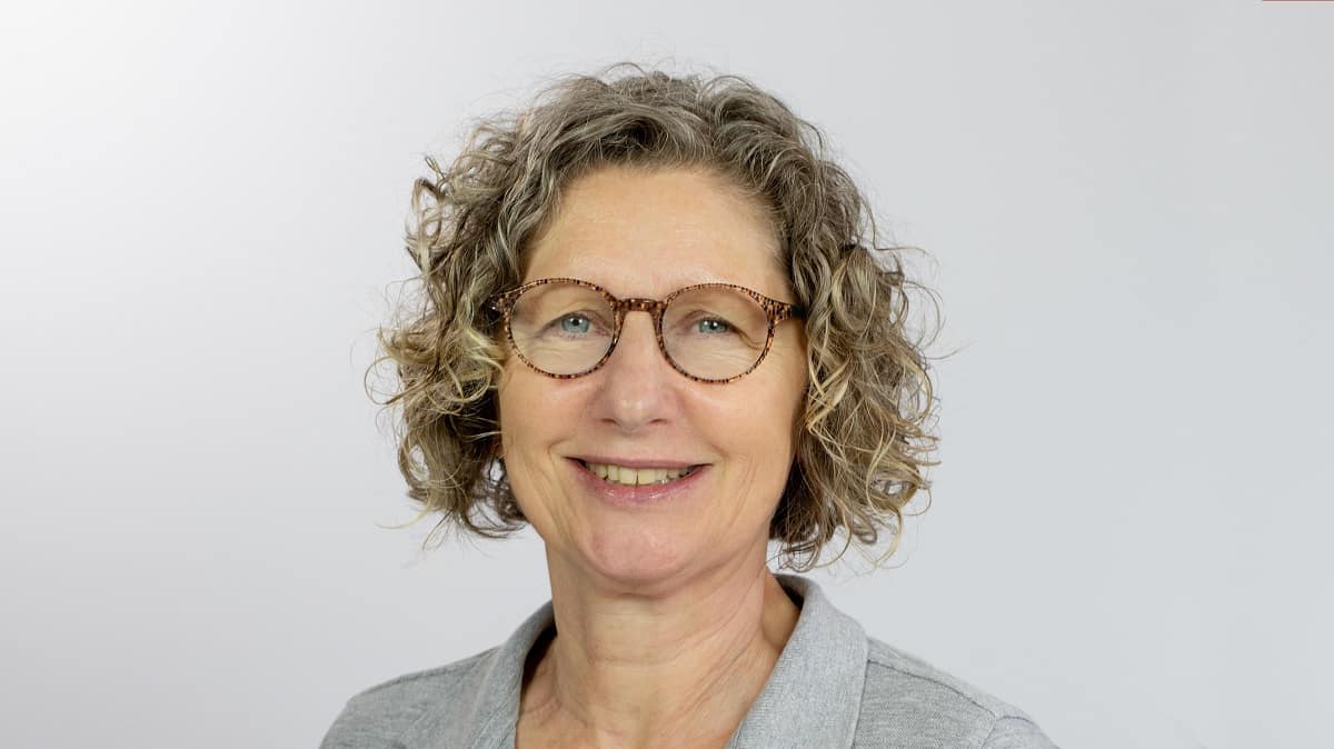 Jenny Russell's Instagram, Twitter & Facebook on IDCrawl