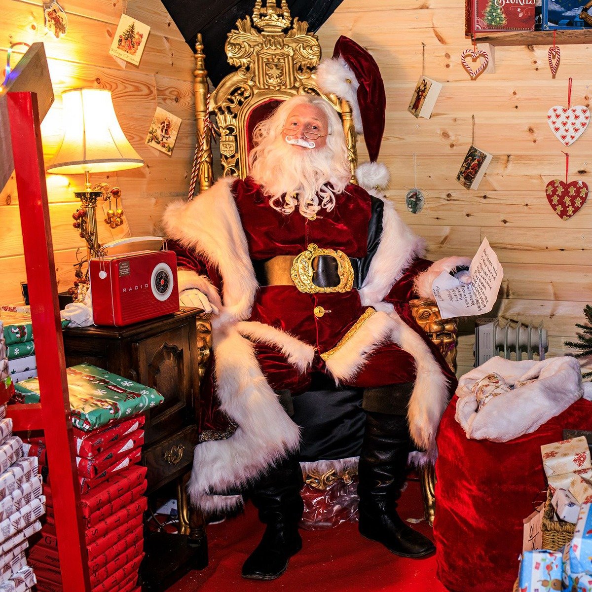 Best Santa's Grottos in London 2025: Meet Father Christmas