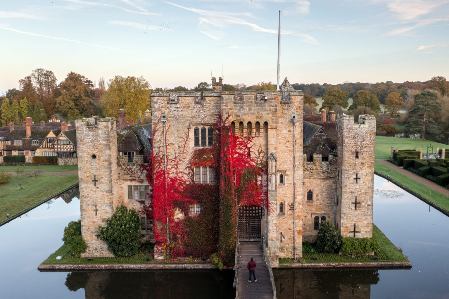 Hever Castle - History, Rooms & Tours